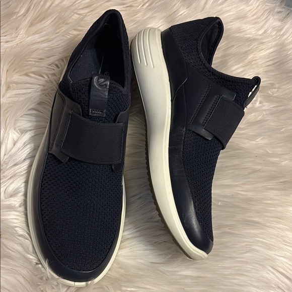Ecco | Shoes | Ecco Womens Soft 7 Navy Blue Meshleather Slip On Runner ...